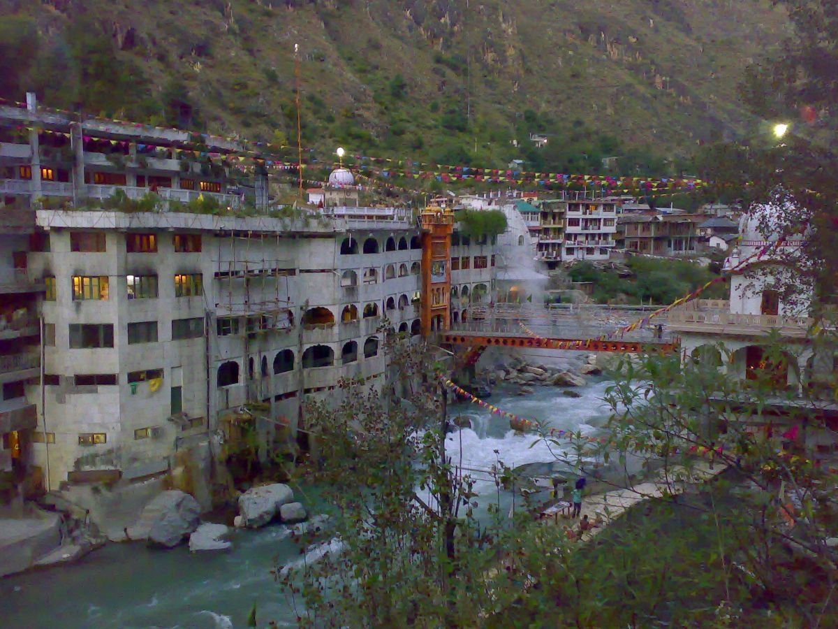 Gurdwara Manikaran Sahib | Discover Sikhism
