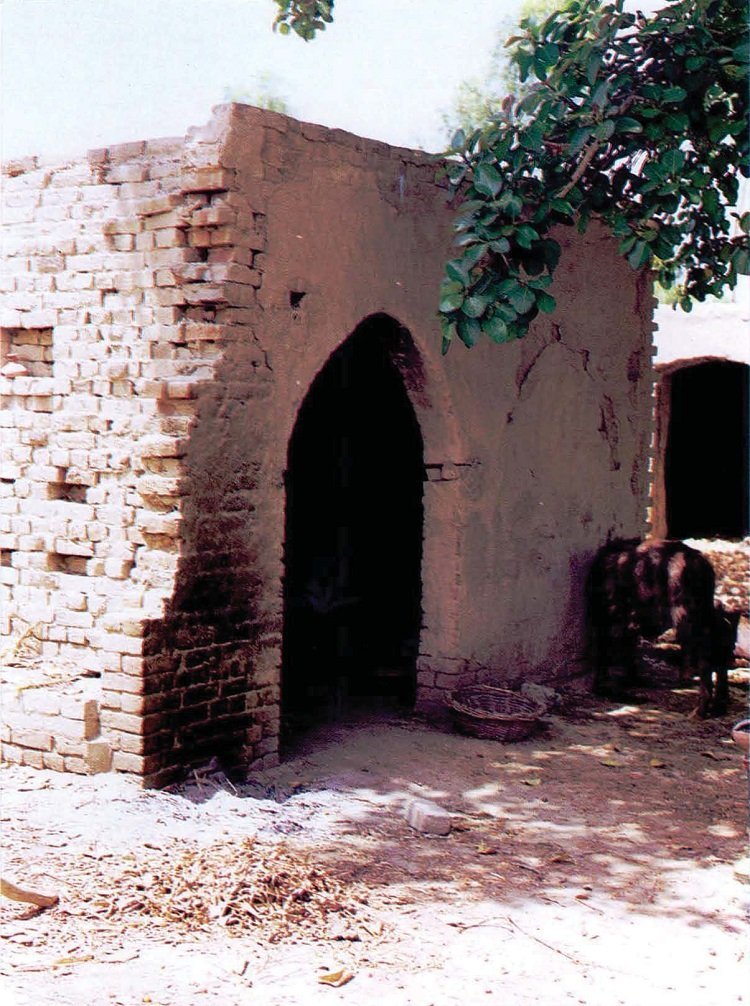 Gurdwara Sri Chota Nanakiana Sahib Hujra Shah Muqeem | Discover Sikhism