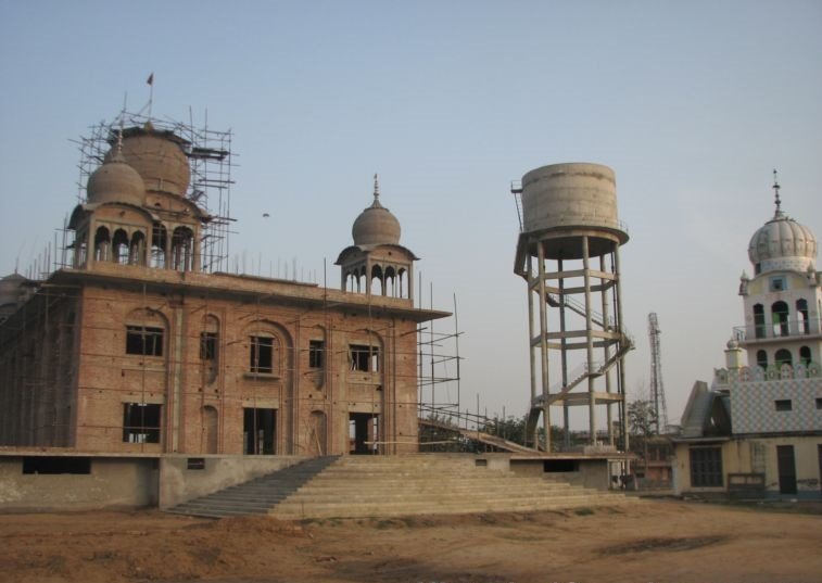 Gurdwara Sri Damdama Sahib Dehlon | Discover Sikhism