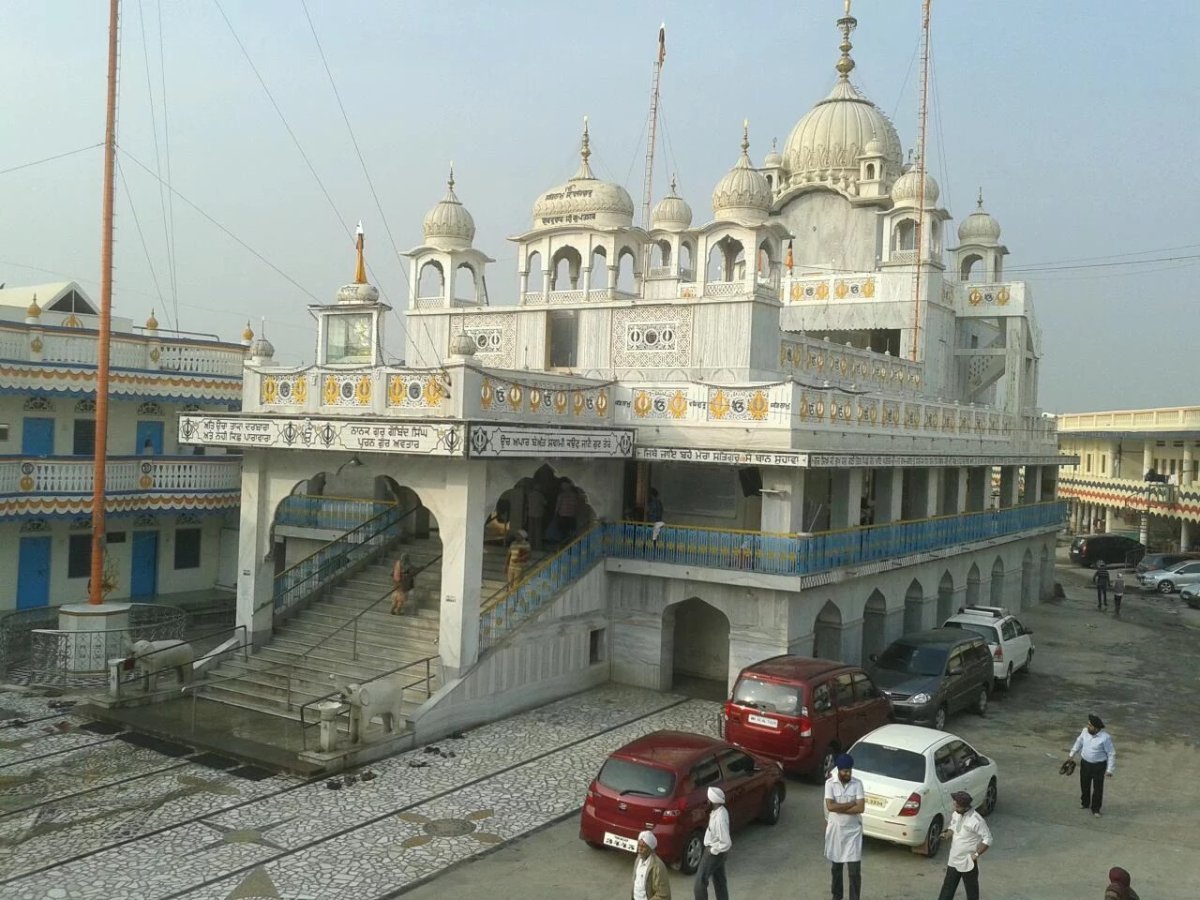 Gurdwara Sri Guptsar Sahib Manmad | Discover Sikhism